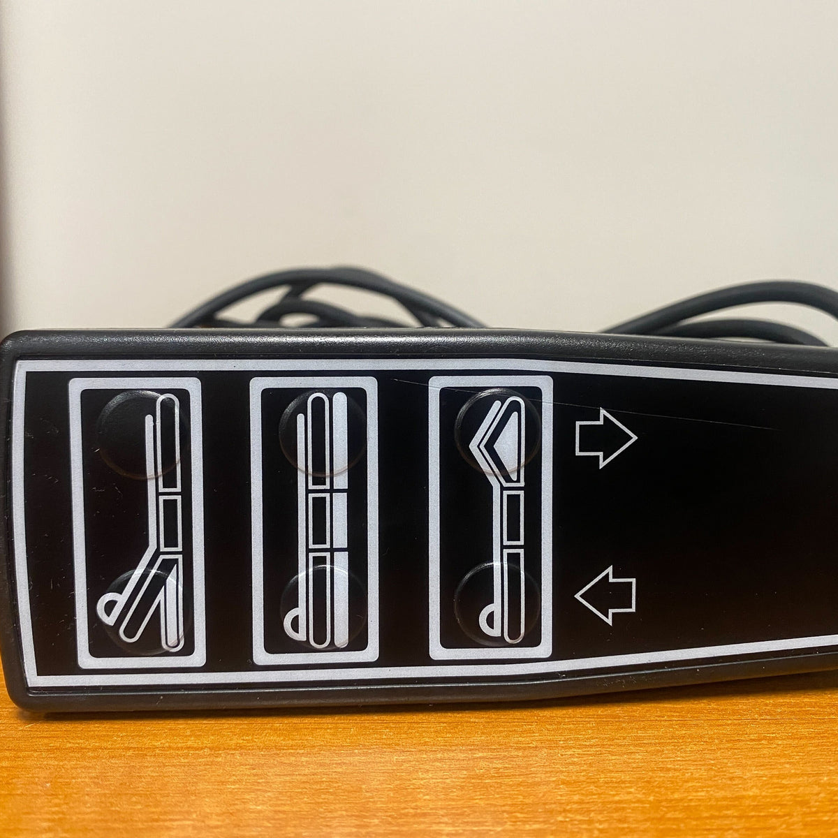 3-Function 9-Pin Hand Control Pendant with Screw-On Connector for Driv ...